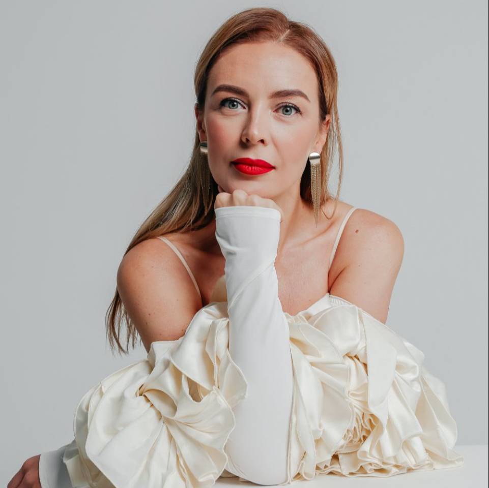 Иконка канала Анастасия Статных (в эфире) - путь йога-тичера