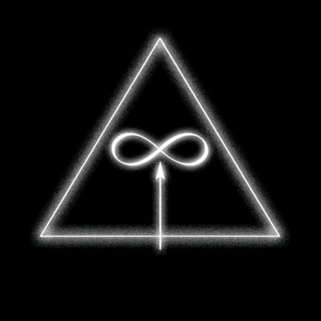 Иконка канала M A T E R I U M