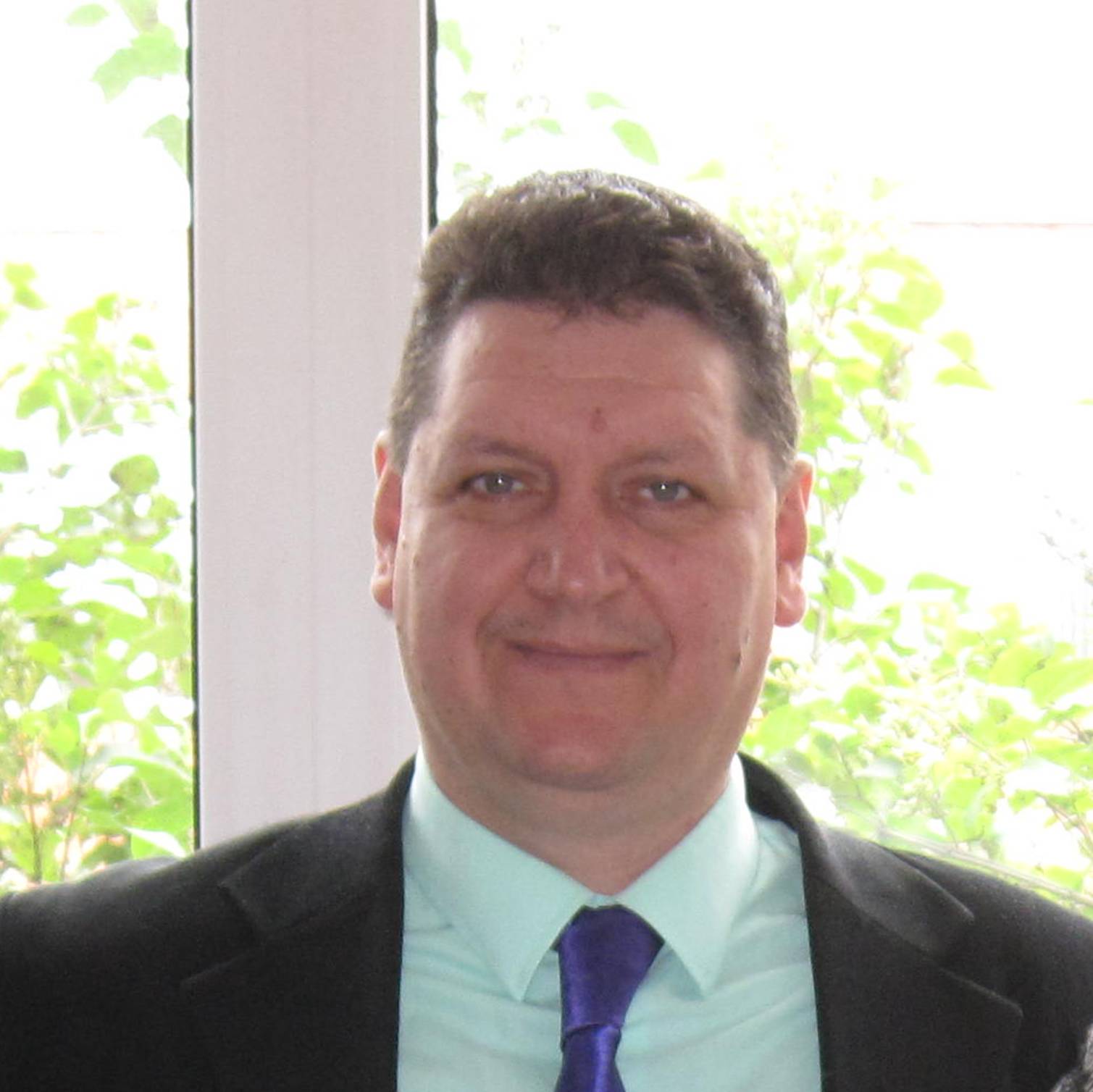 Иконка канала Музыкальная волна от Евгения Охотникова