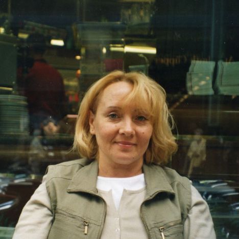 Иконка канала Елена Лобазова. Песни на мои стихи (Suno AI)