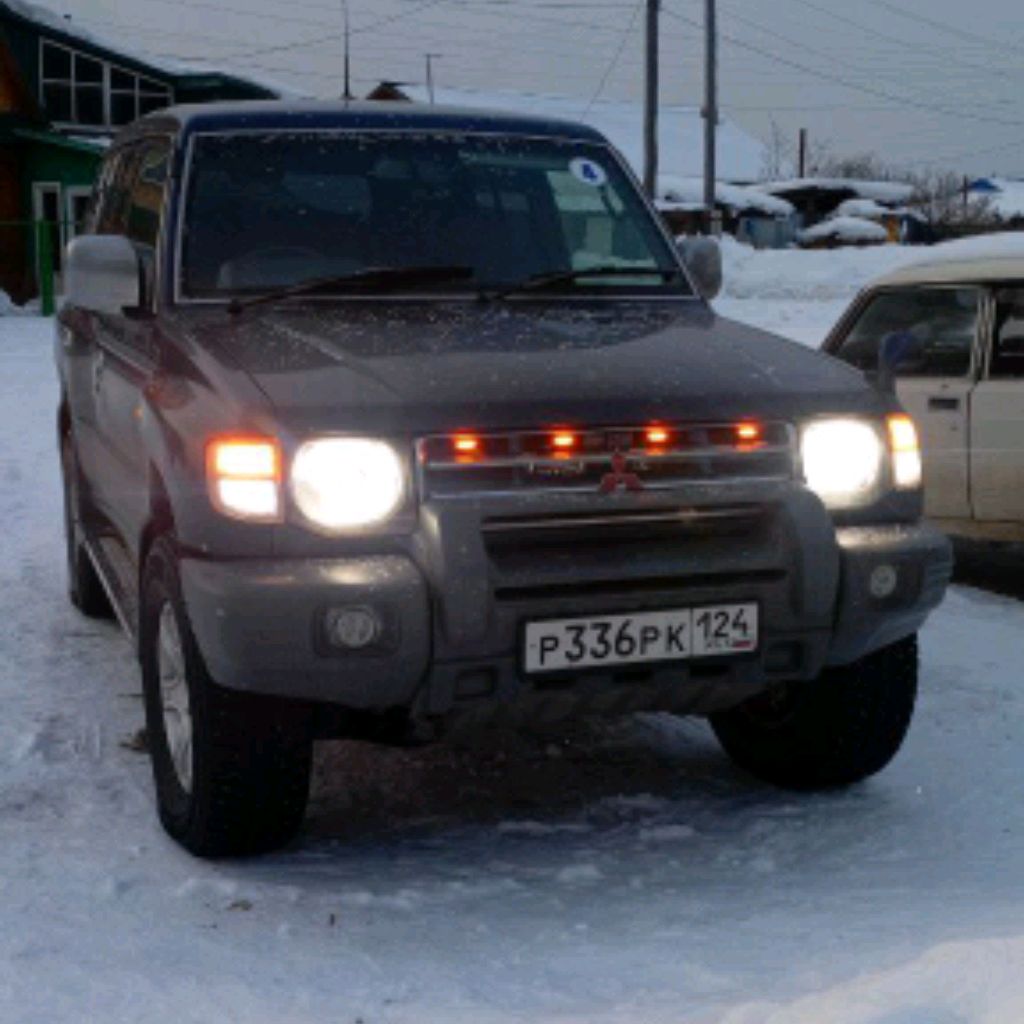 Иконка канала Mitsubishi Pajero II "Локомотив"