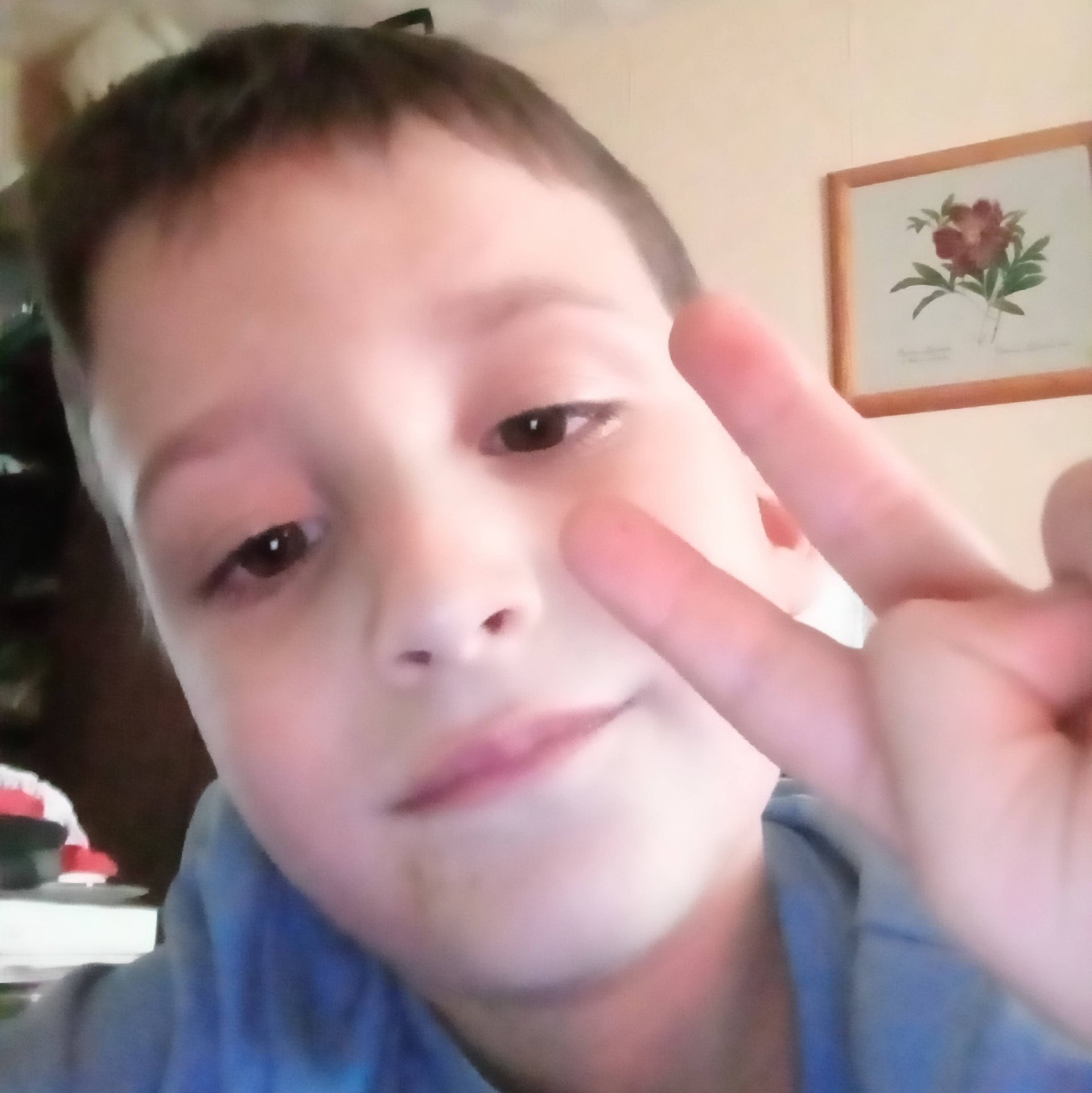 Иконка канала Творчество и игры и природа и приколы