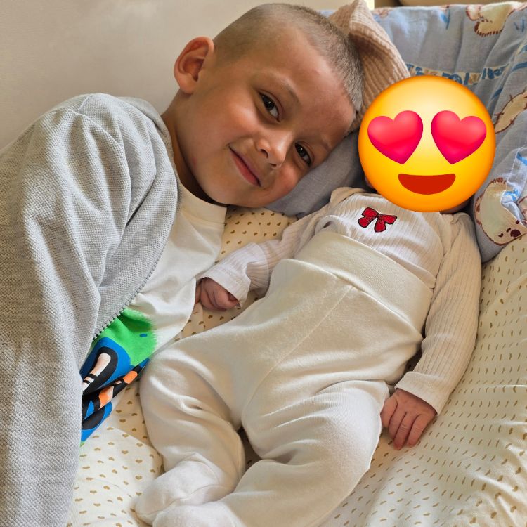 Иконка канала Саша и Соня