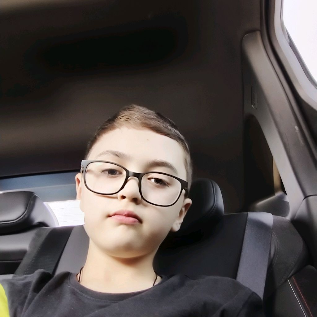 Иконка канала Тимур с ютуба.