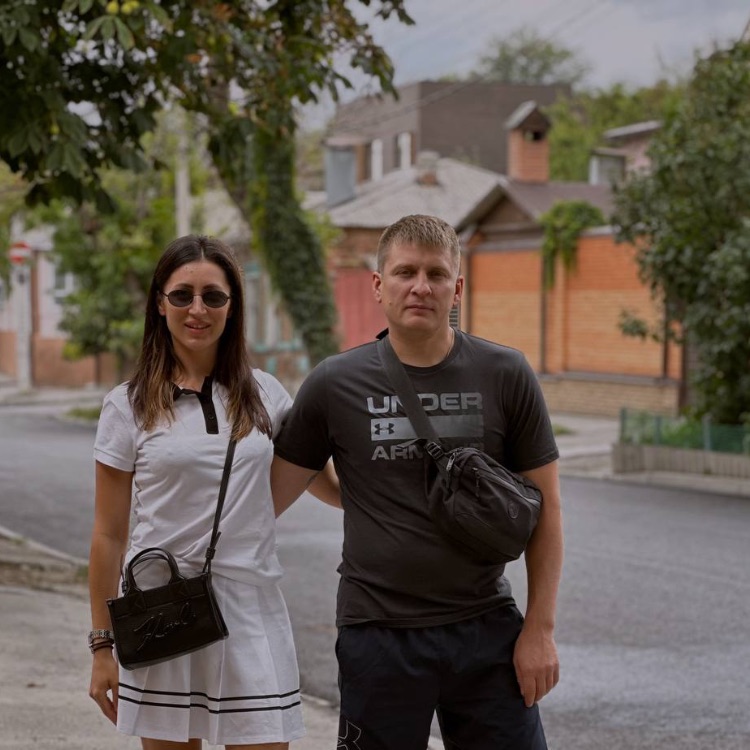 Иконка канала Вместе Навсегда: Руслан и Юля ✊