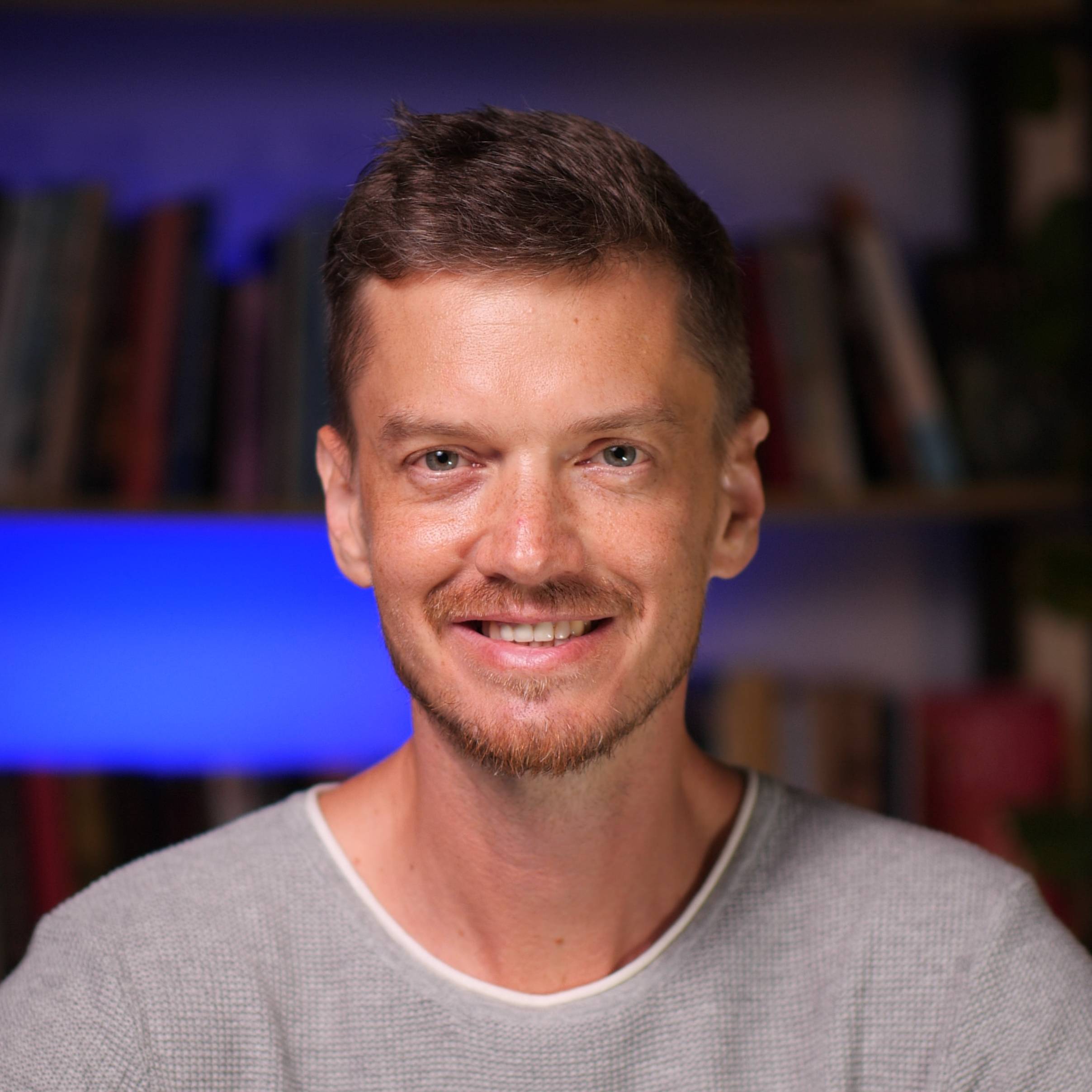 Иконка канала Артём Кузьмин | Контент Рубка