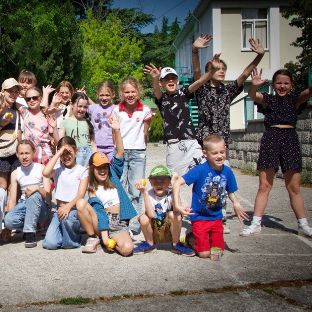 Иконка канала МБОУ "Никитская СШ им. М.Г.Малышева" г.о. Ялта РК