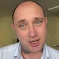 Иконка канала Денчик Жжот☭