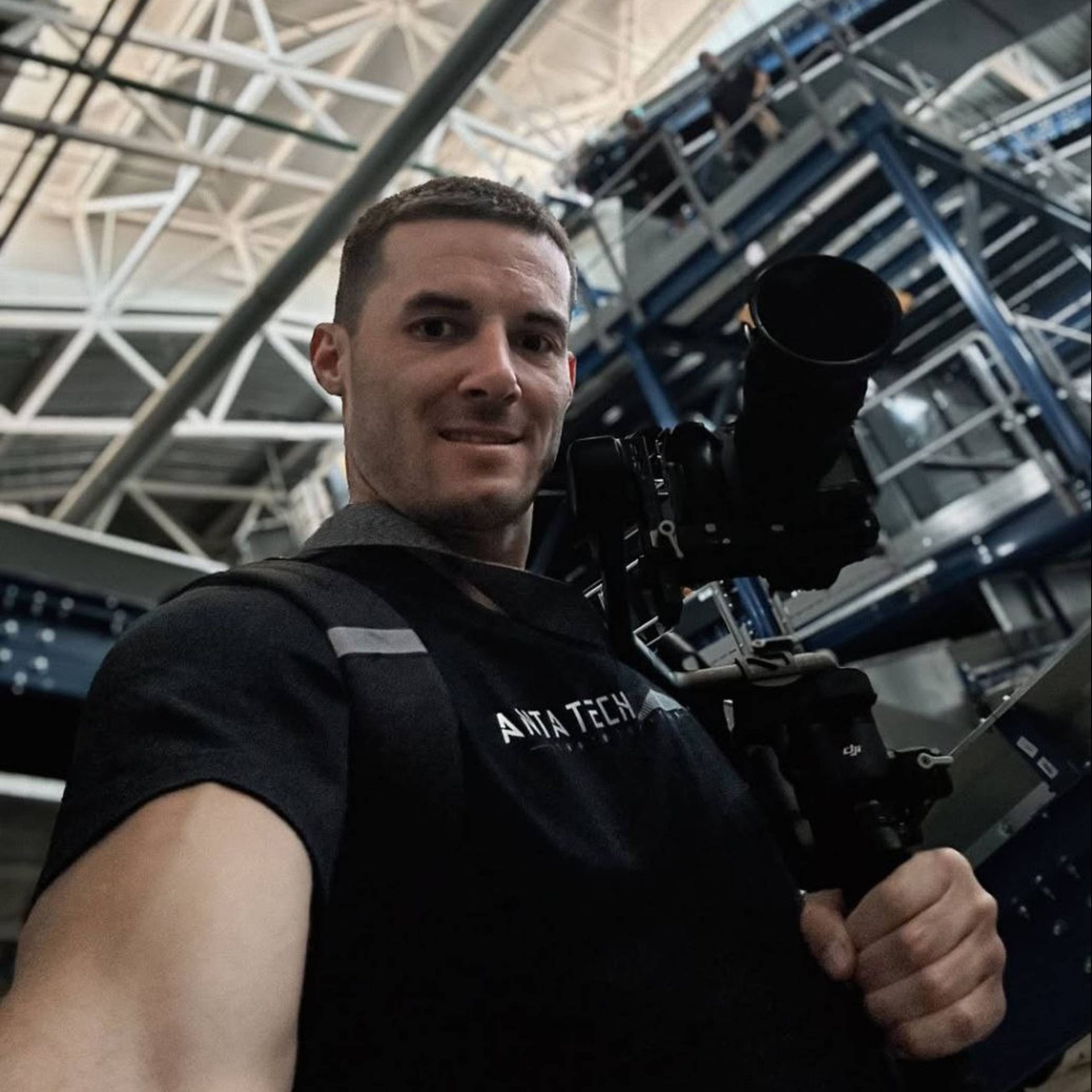 Иконка канала Knyazev_Pro — Видеопродакшн для бизнеса