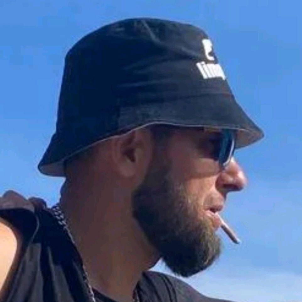 Иконка канала Всего По Не Многу🙃