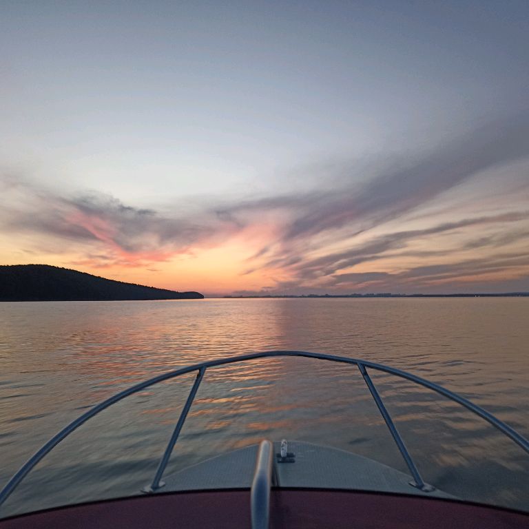 Иконка канала МЕМЫ И НЕ ТОЛЬКО