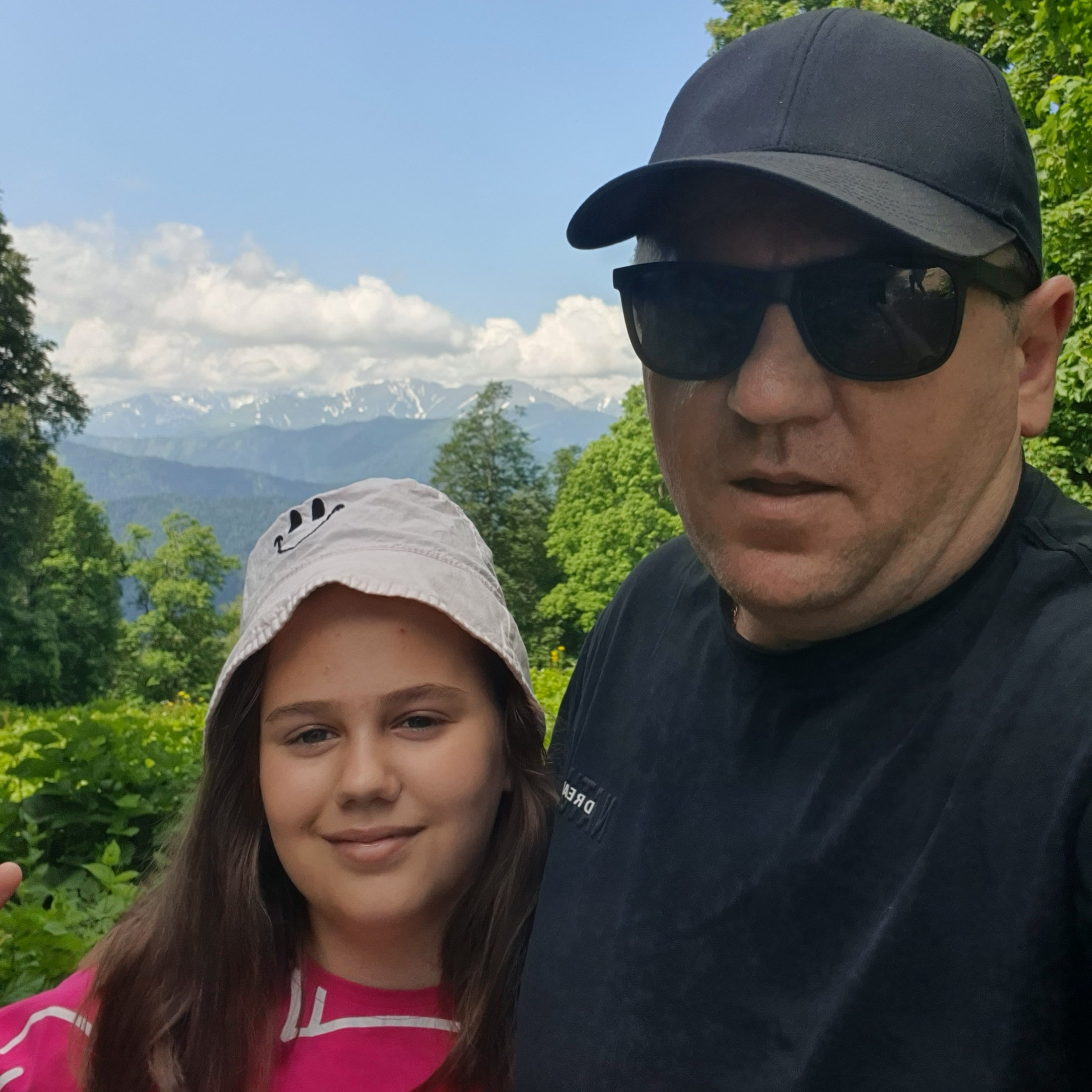 Иконка канала Живем Ярко🎉(◕‿◕✿)