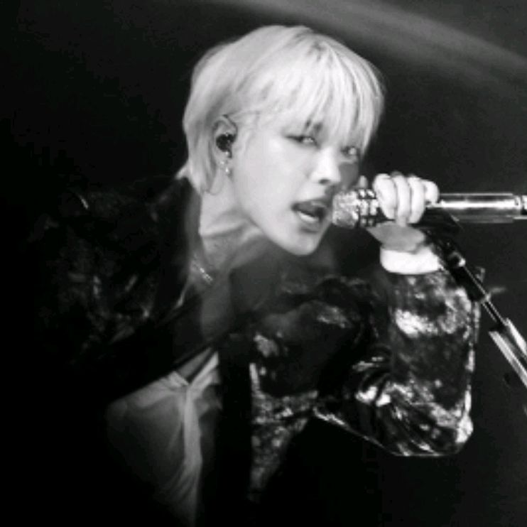 Иконка канала 𝘙𝘦𝘺::✮