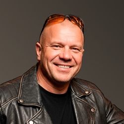 Иконка канала Толя Ладный