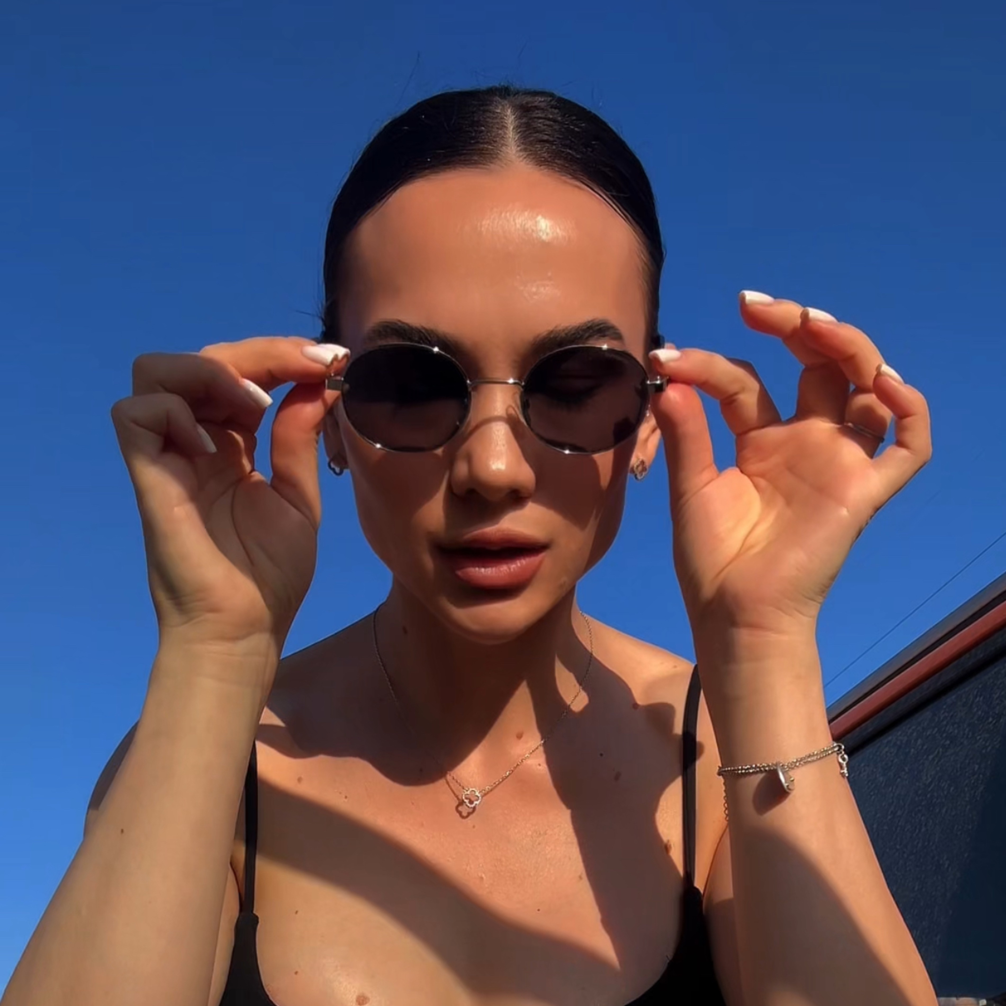 Иконка канала Мила курила