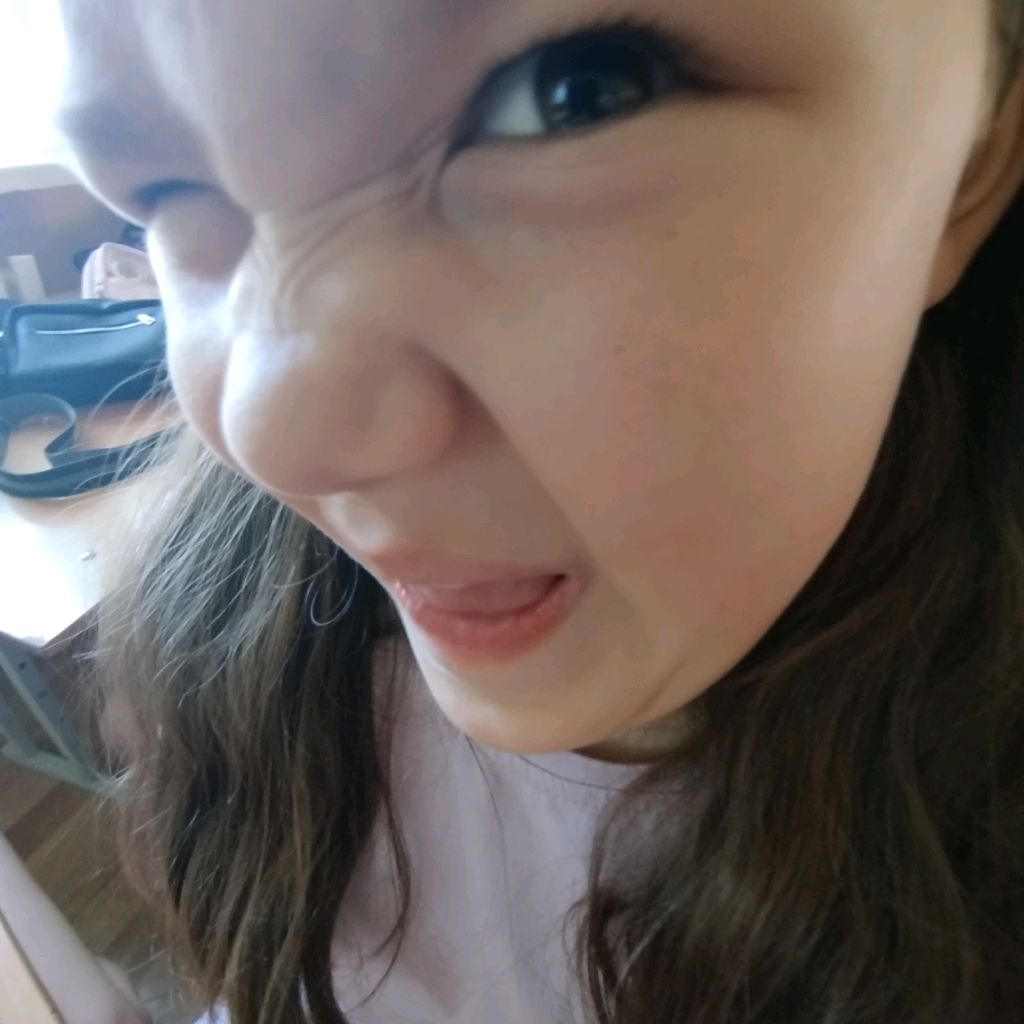 Иконка канала 👻🌈Ann Lin🥑🎃