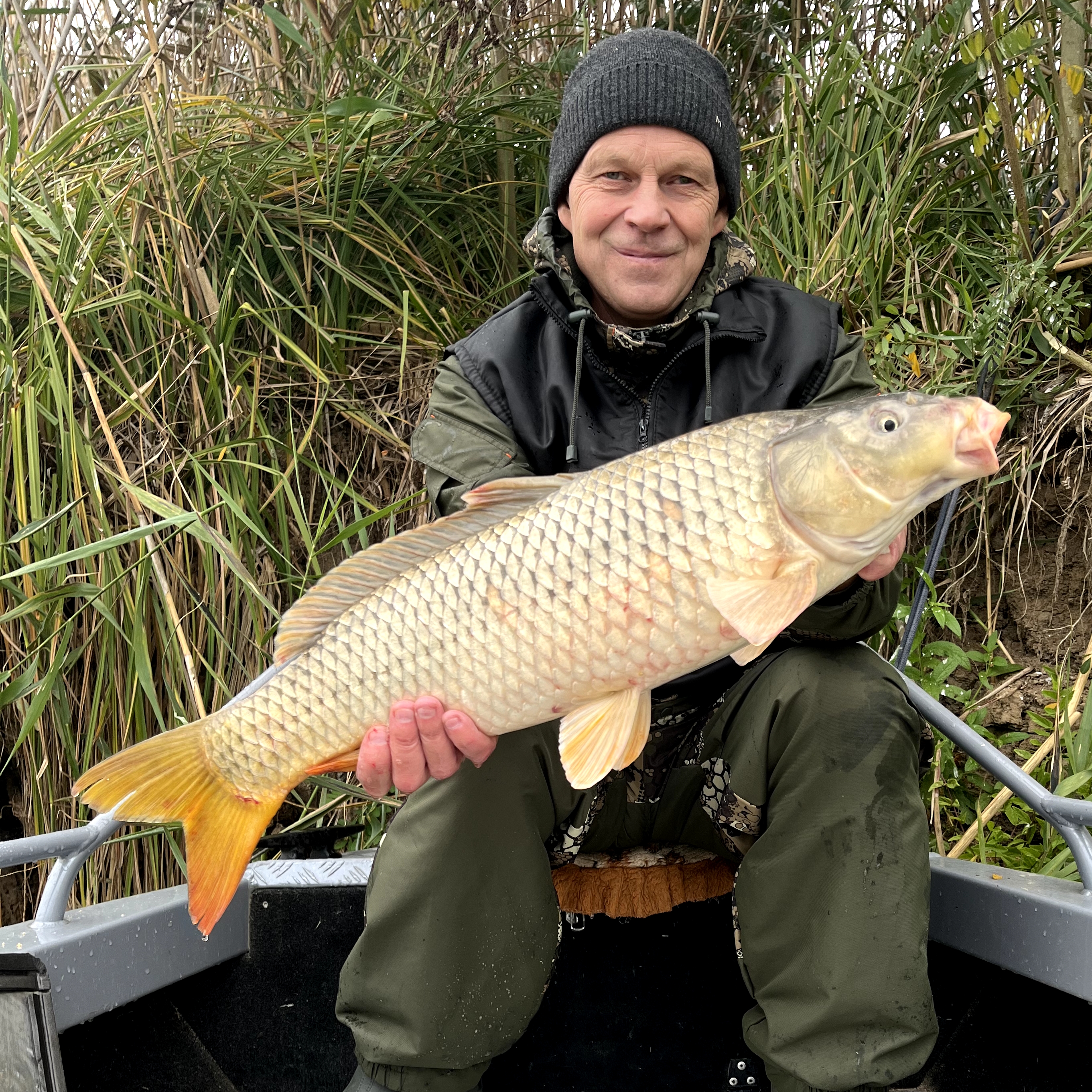 Иконка канала Олег Кабанов. Путешествия, рыбалка, отдых.