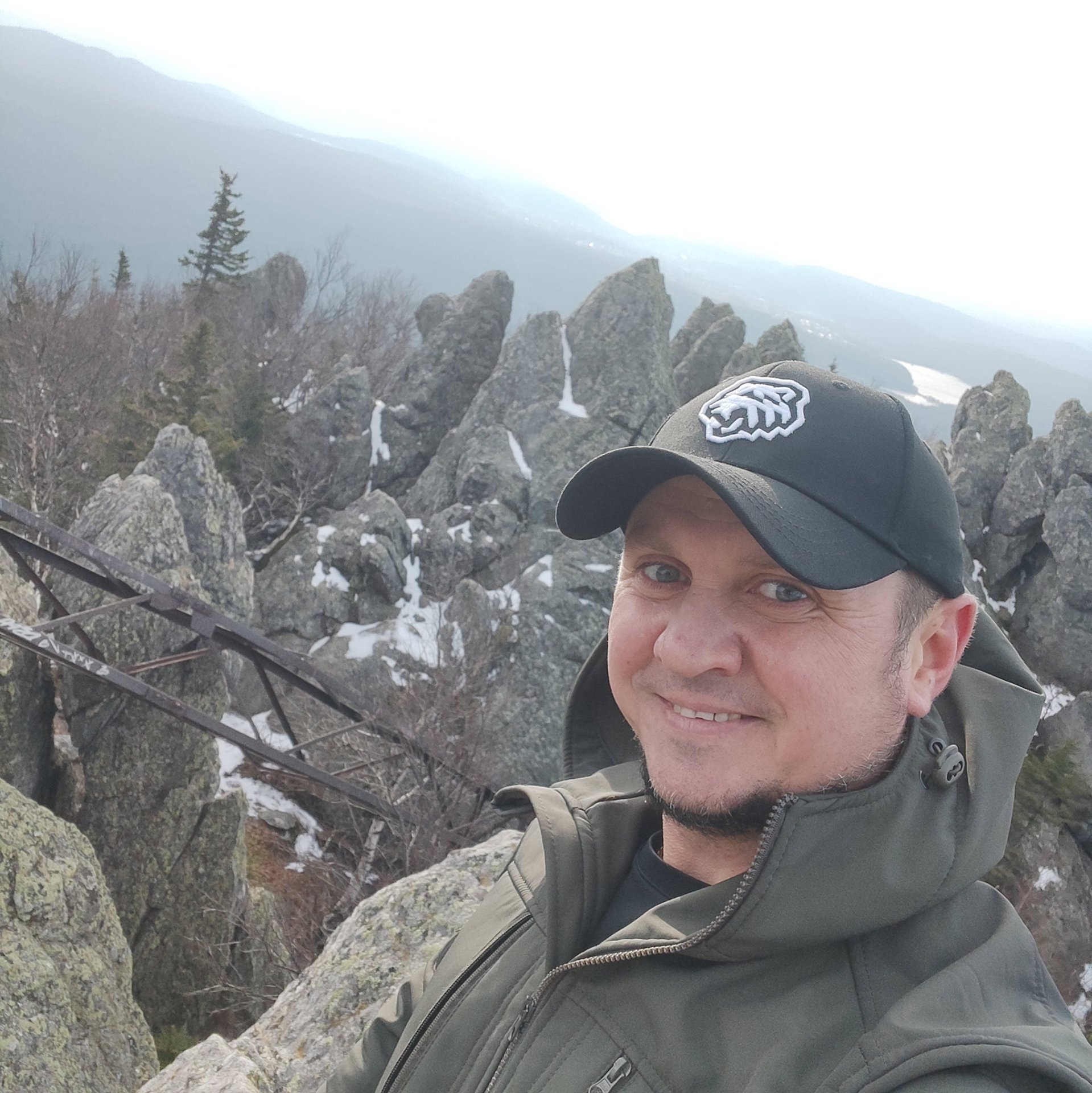 Иконка канала "Музыка Онлайн" (Дмитрий Маркин)