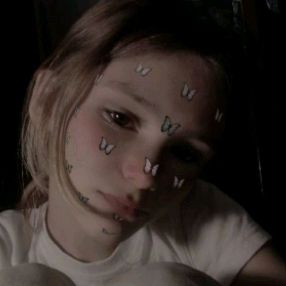 Иконка канала Emilia 🫀