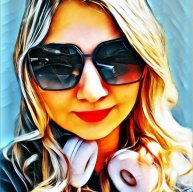 Иконка канала MISS RIGHT