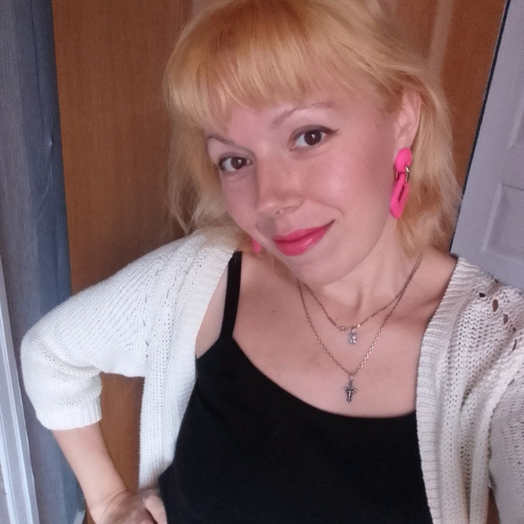 Иконка канала 💮Цветочные обзоры💮