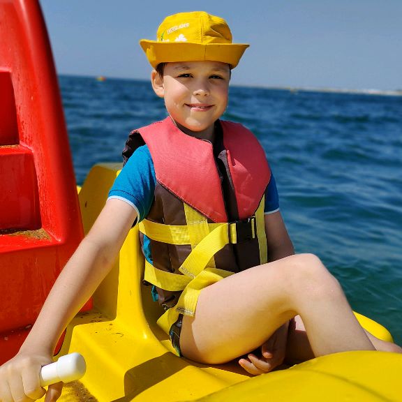 Иконка канала Артём Ананьев