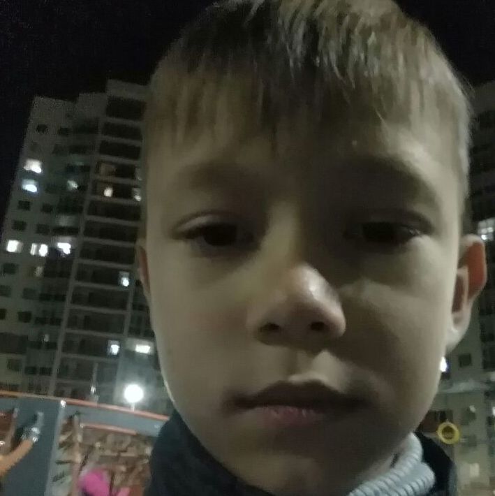 Иконка канала Глеб ОПЯТЬ снимает видео.