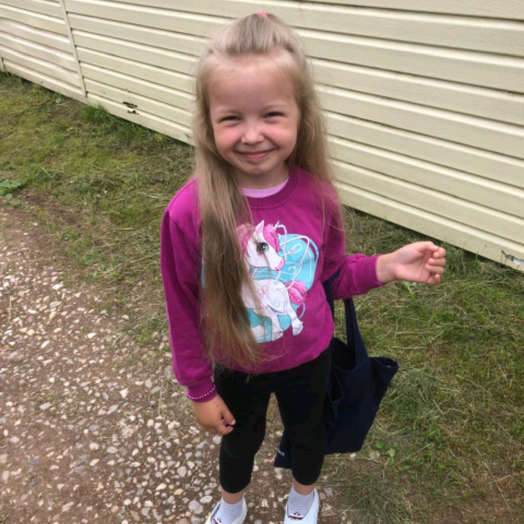 Иконка канала ДашаНяша