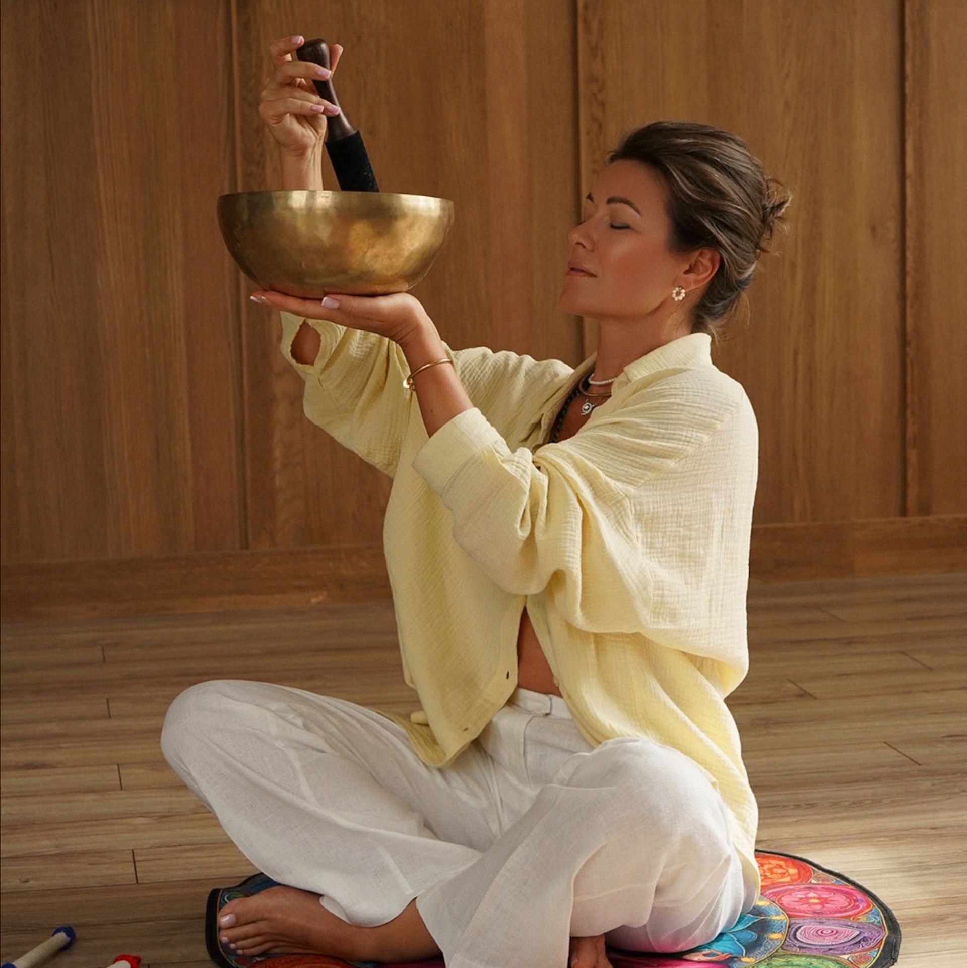 Иконка канала ЮЛИЯ МЕНДАЛЕВА | МЕДИТАЦИИ|ЗВУКОТЕРАПИЯ