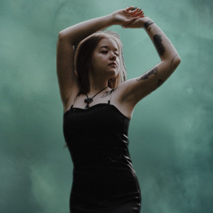 Иконка канала AlinaAdams63