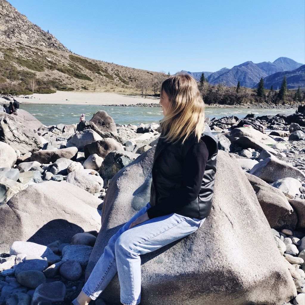 Иконка канала Julia