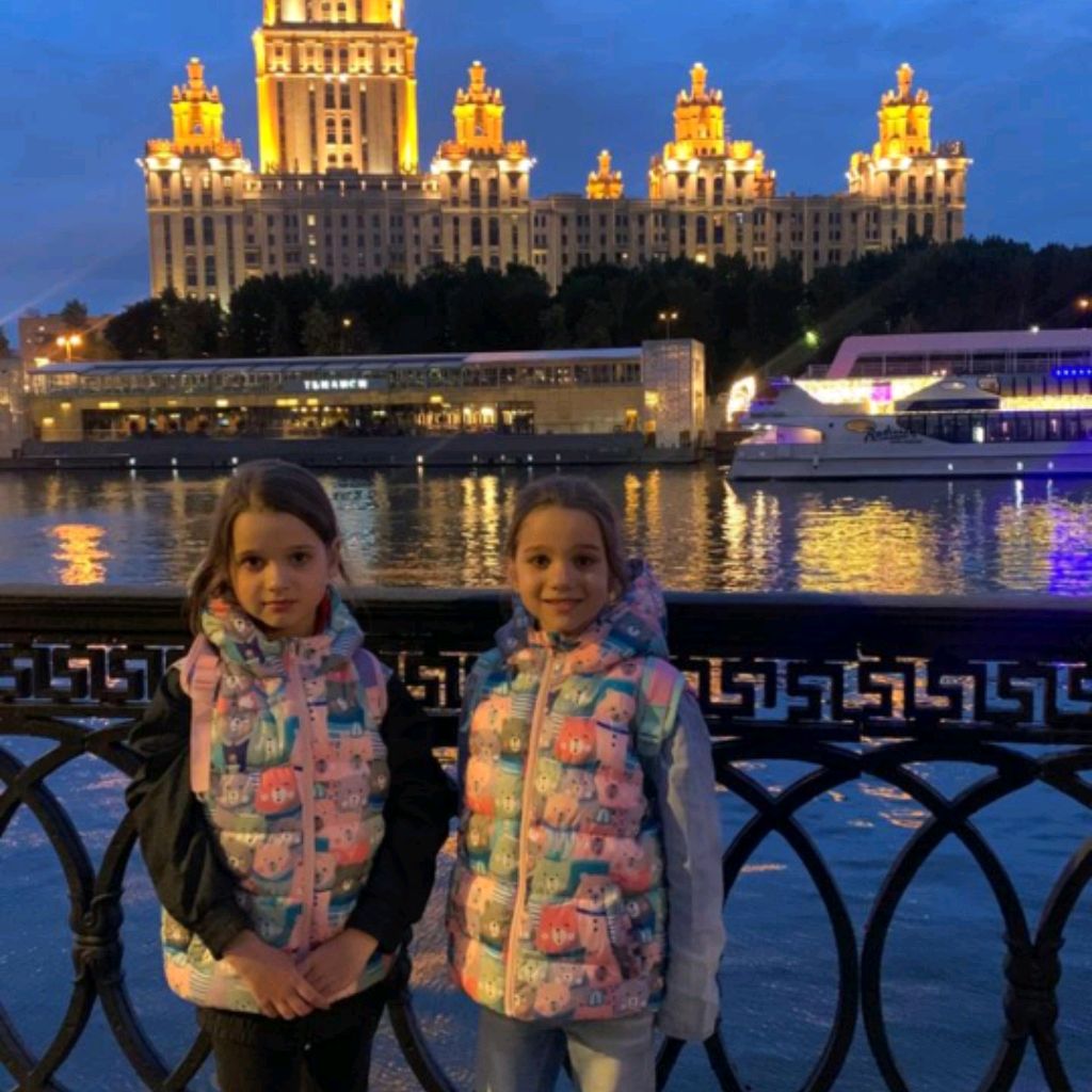 Иконка канала Аня_💕
　🌸∴｡　*
　 ✨･ﾟ*｡🌸･
 　💖 ･ 🌸 ✨
　　　　 °*.* 💖