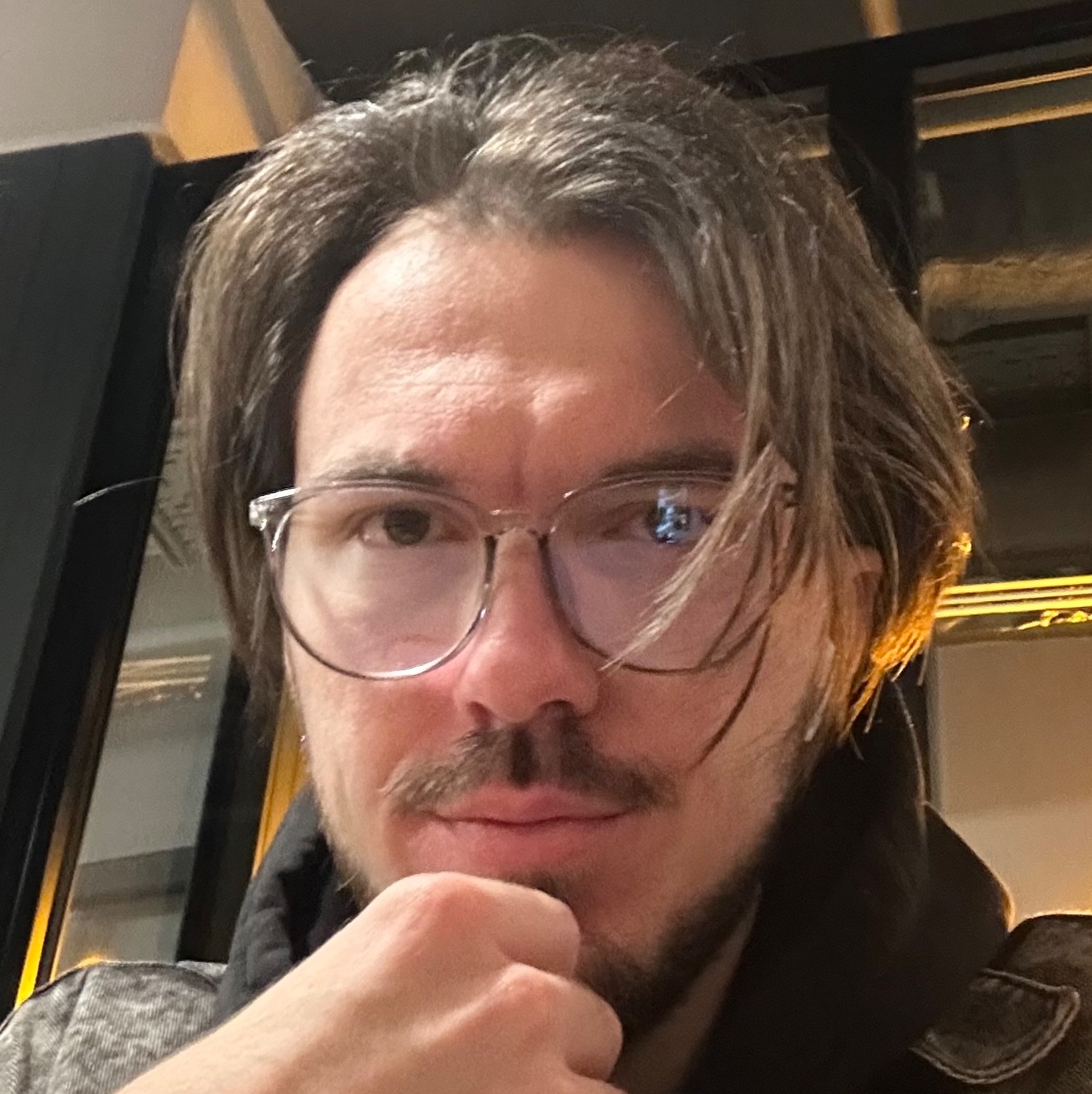 Иконка канала PEREVODCHIK