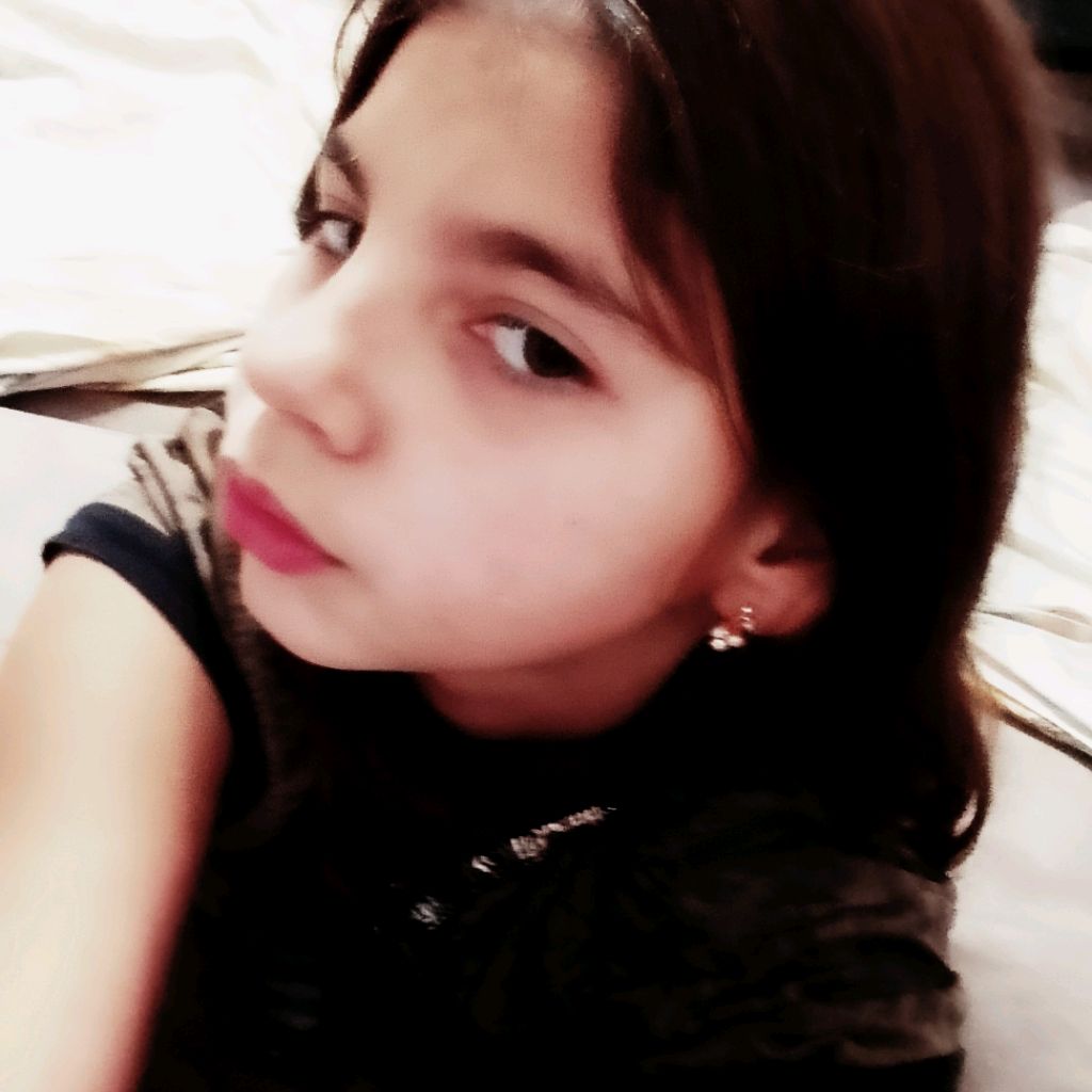 Иконка канала Видосики С Анюткой😜😋