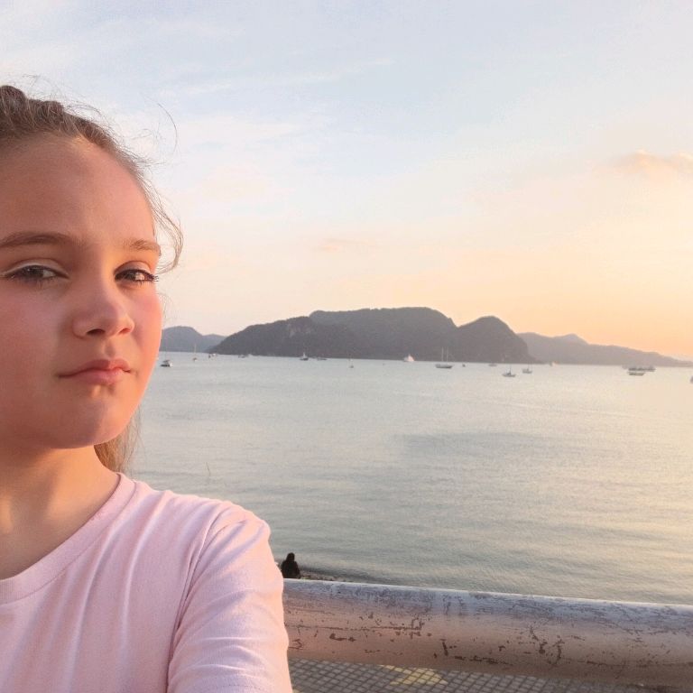 Иконка канала Дабл Бабл 2025