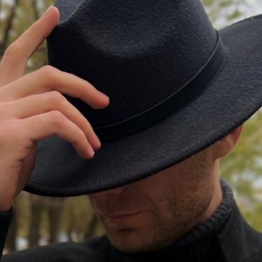 Иконка канала Алексей Юров,автор музыки поп,рок,джаз(своё+ИИ)