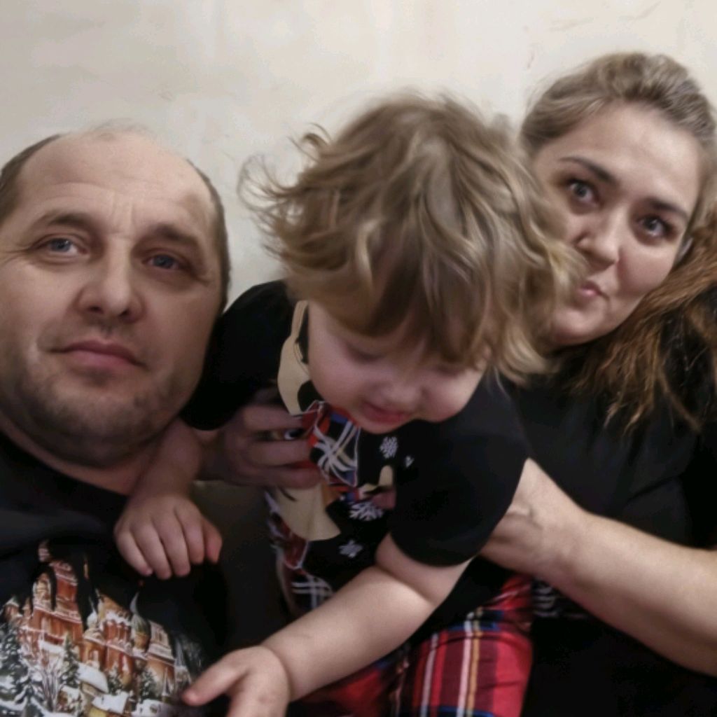 Иконка канала СемьЯ в квадрате🙃