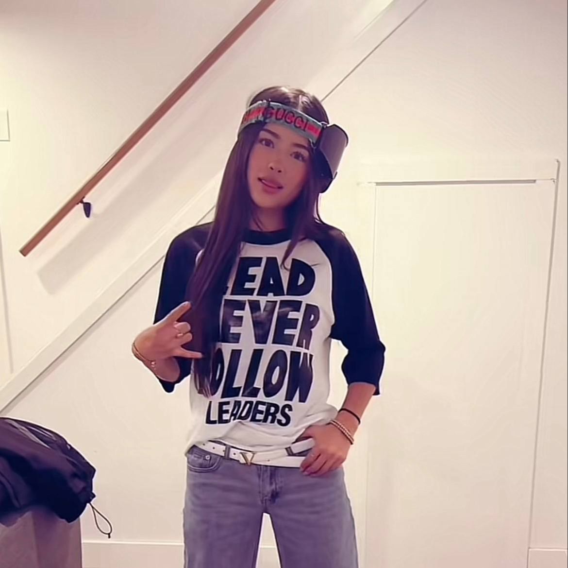 Иконка канала мне почему-то отказали в этой жалобе