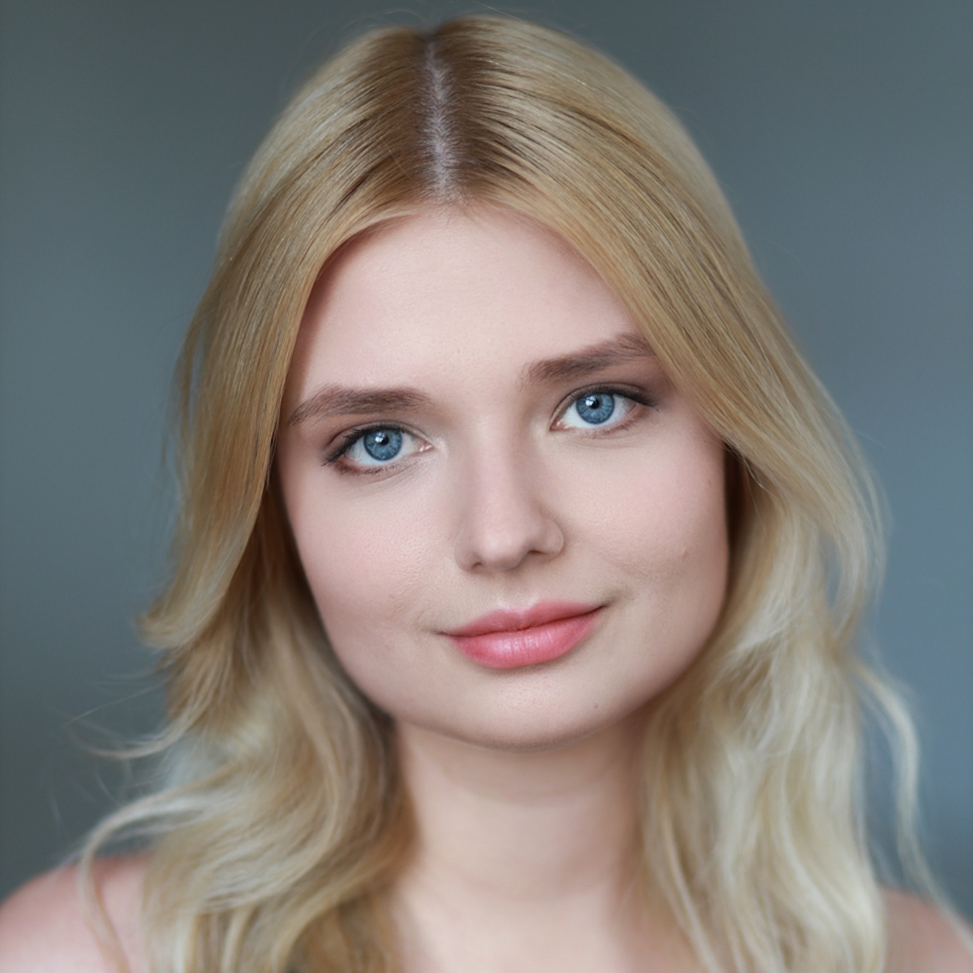 Иконка канала Арина Иванова