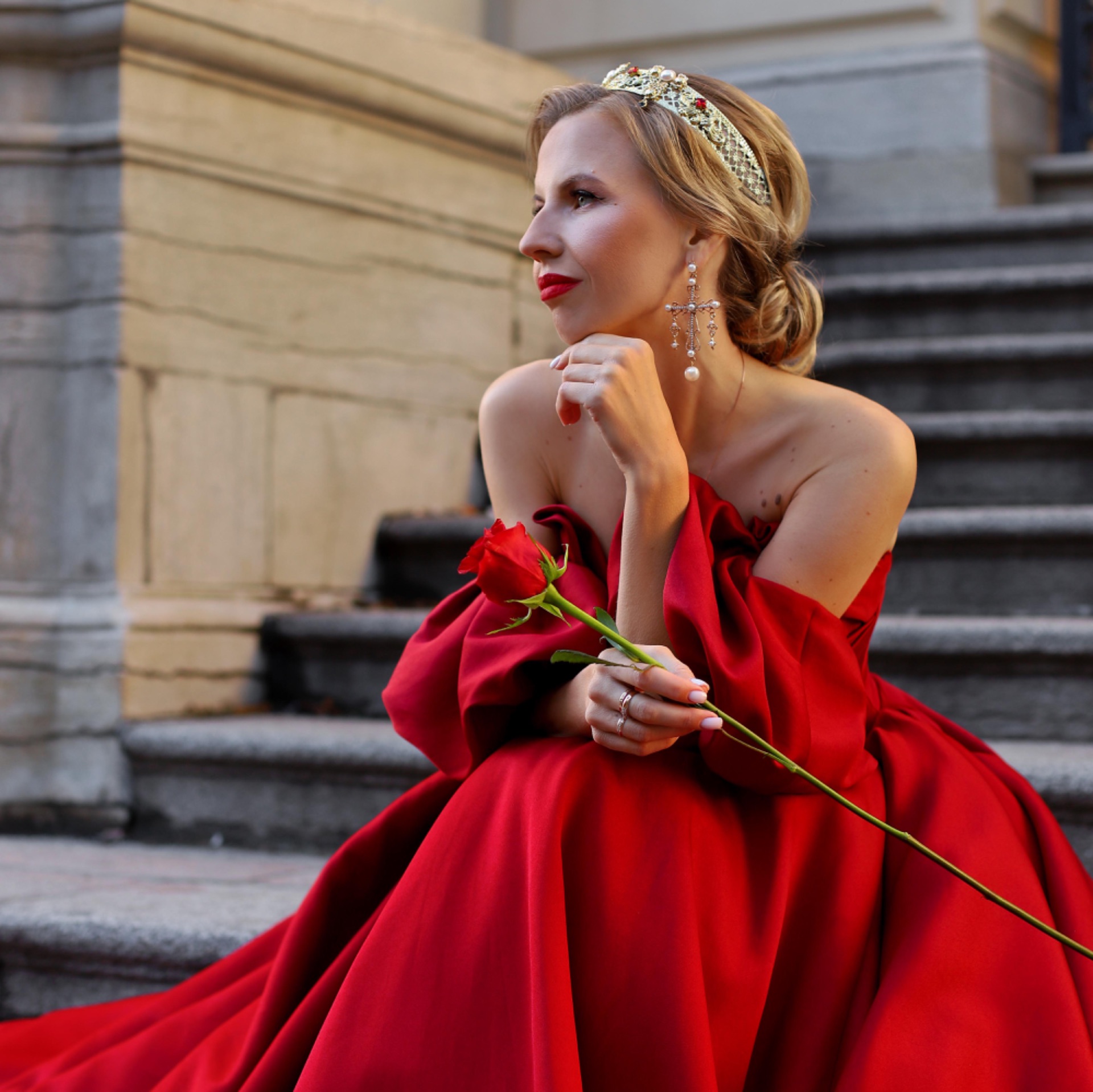 Иконка канала Алина Вишнякова • таро • ченнелинг ✨