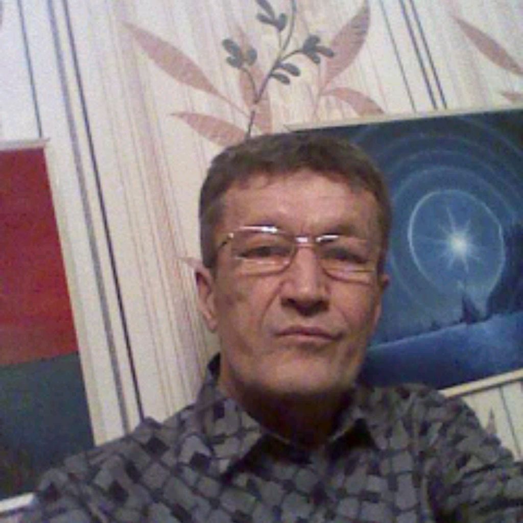 Иконка канала channel76160301/Лучшее Здесь/Vladimir Khoziashev.