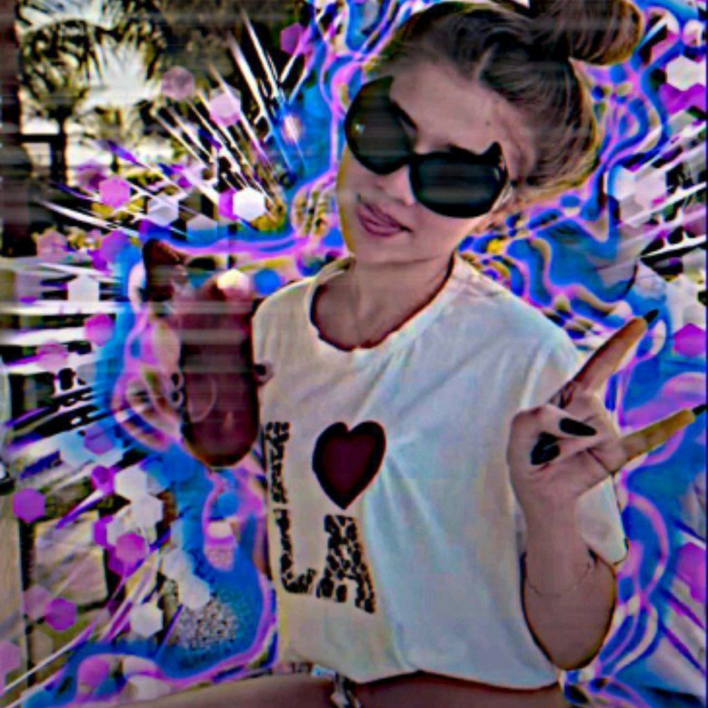 Иконка канала 🎀MULASHEKS🎀