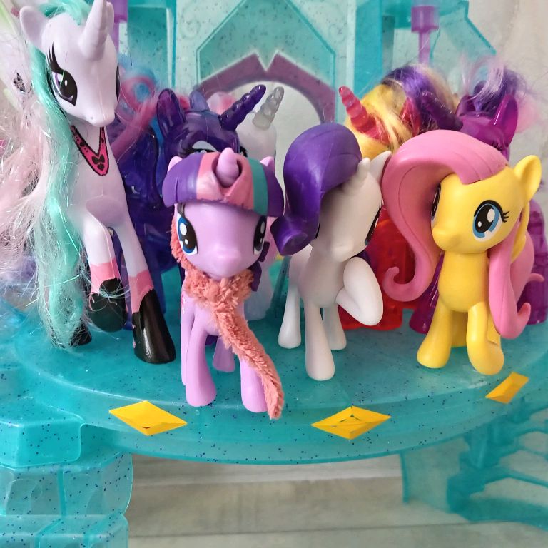 Иконка канала Искорка Поняша