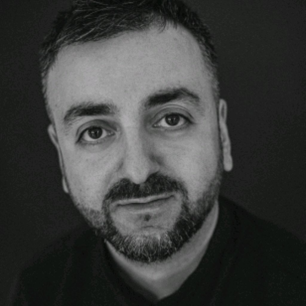 Иконка канала ЯРома и мне до звезды