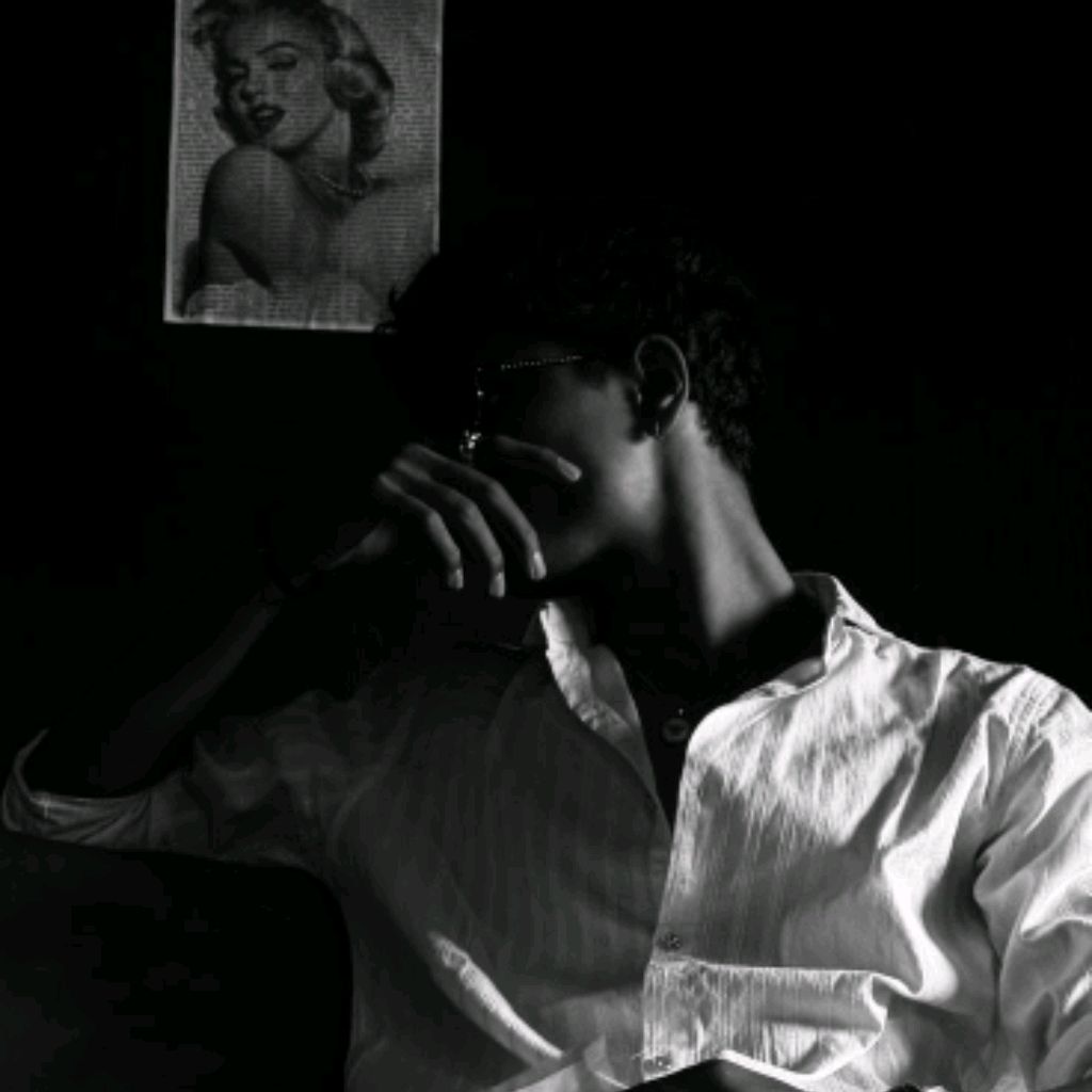 Иконка канала 𝐋