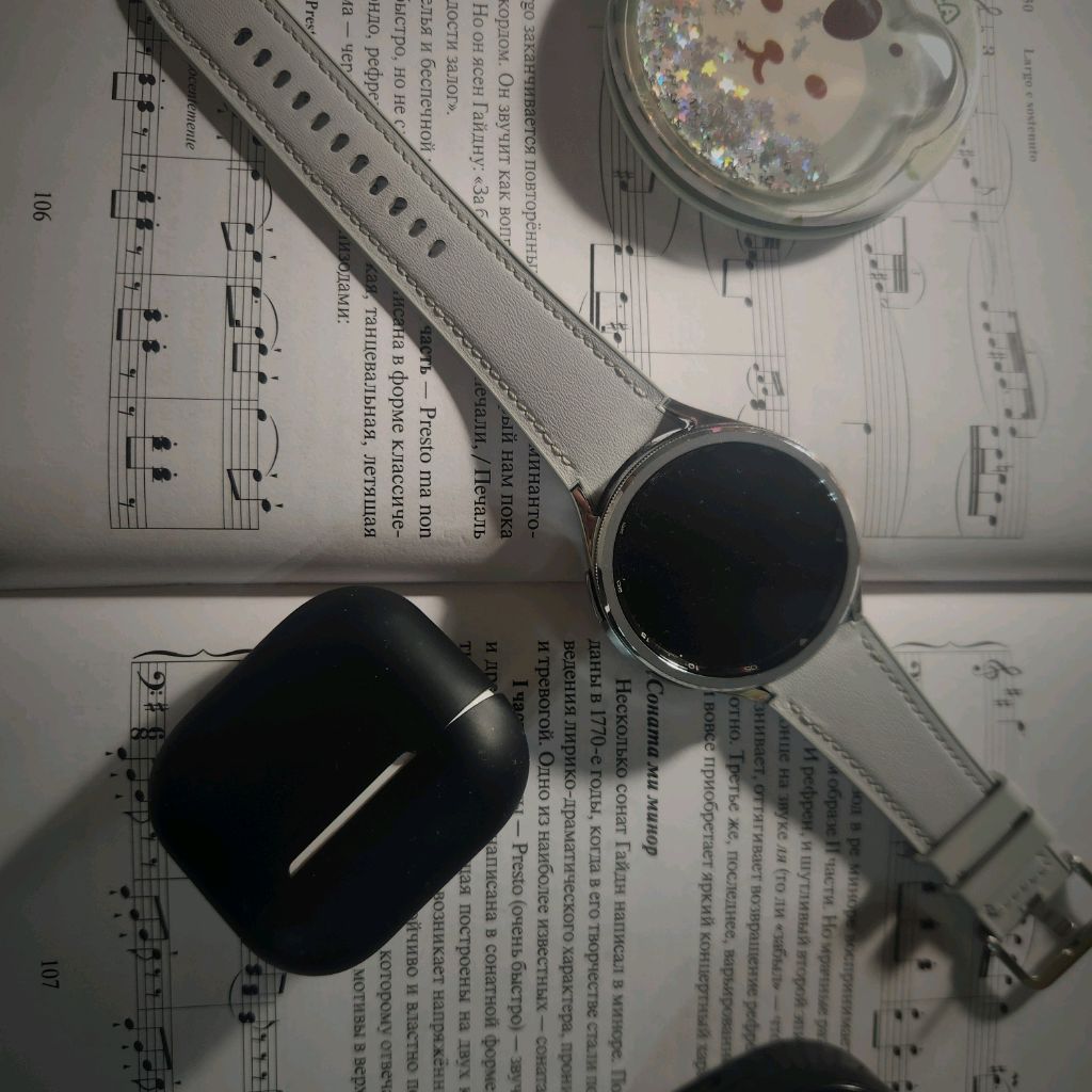 Иконка канала ♡_просто☆гача_♡