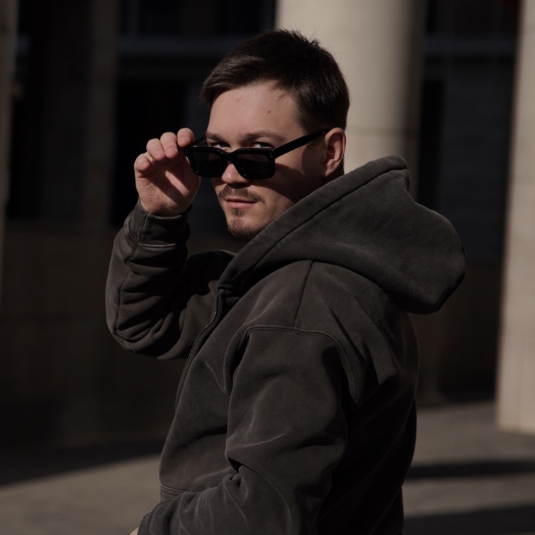 Иконка канала ZHU FILMS | Анатолий Жучёв | Видеограф СПБ