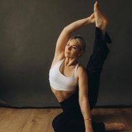 Иконка канала ЙОГА С АНАСТАСИЕЙ YogaTallis