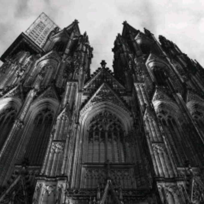 Иконка канала Deutschland hat eine besondere Atmosphäre.🤡❤️🌸🥰