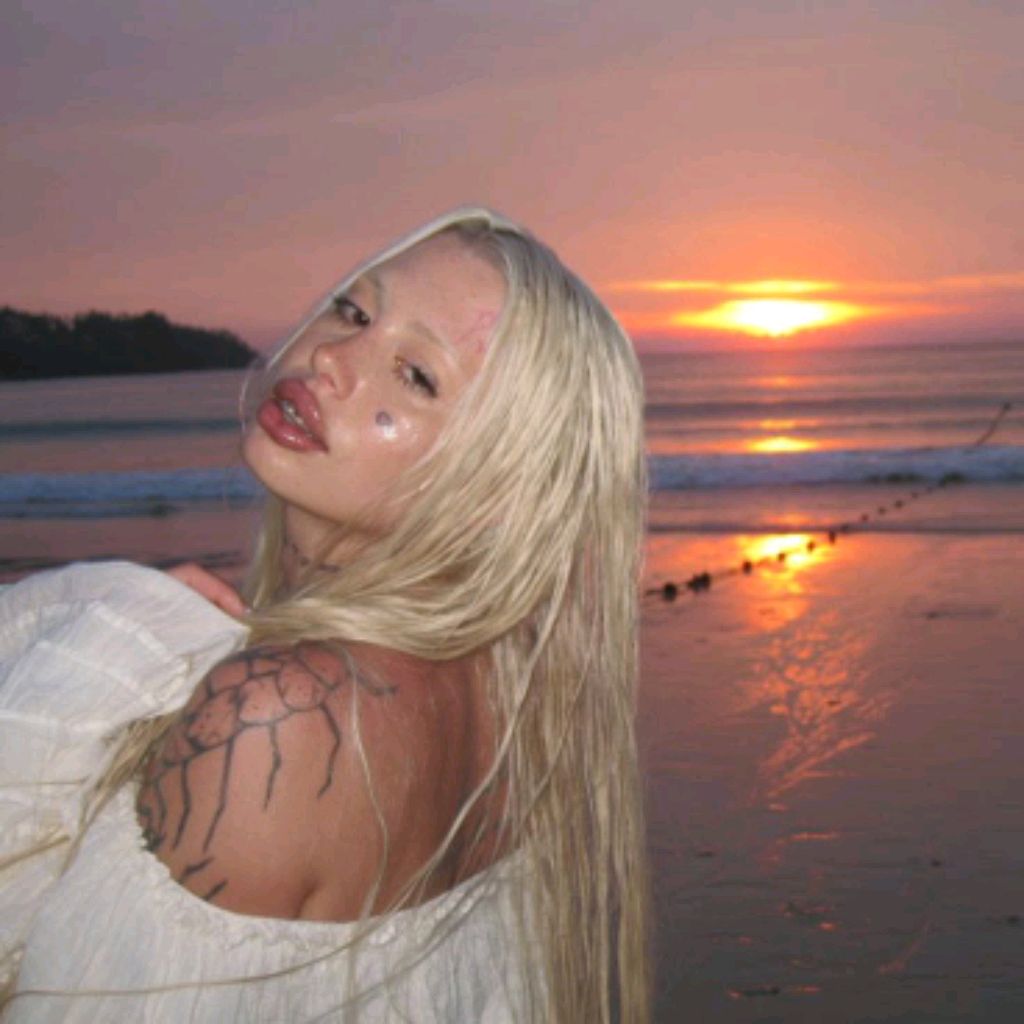 Иконка канала Хофманита Песни 18